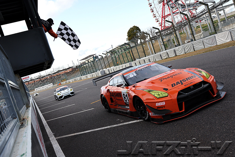 S耐開幕戦鈴鹿5時間は残り20分を切りまさかの急展開、DAISHIN GT3 GT-Rが開幕戦を制す | JAFモータースポーツ