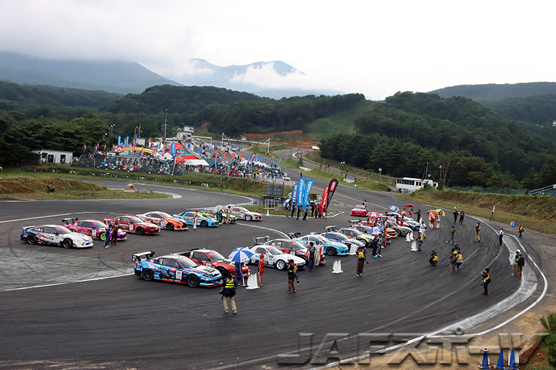 トップスピード160km/hオーバー！ 中村直樹選手の無双を打破して新世代の刺客が初優勝。 | JAFモータースポーツ