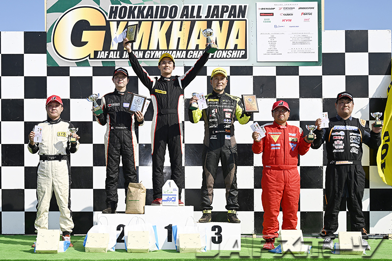 値千金の2連勝！ PN3クラスのユウ選手とPN4クラス茅野成樹選手がシリーズ連覇に王手 | JAFモータースポーツ
