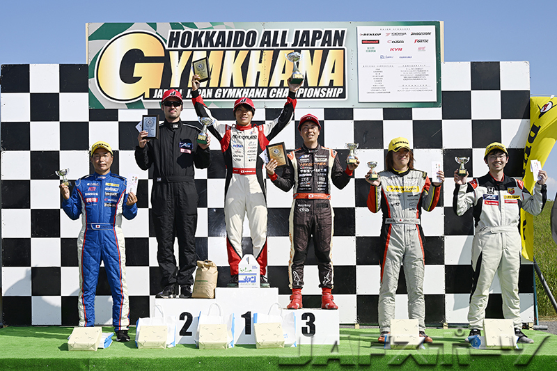 値千金の2連勝！ PN3クラスのユウ選手とPN4クラス茅野成樹選手がシリーズ連覇に王手 | JAFモータースポーツ