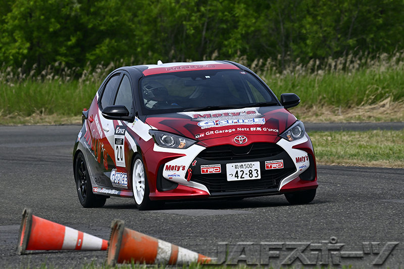 シリーズ初のダブルヘッダー開催となった全日本ジムカーナ選手権。初成立のPE2クラスは河本晃一選手が勝利 | JAFモータースポーツ