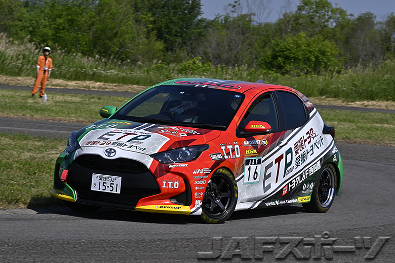 値千金の2連勝！ PN3クラスのユウ選手とPN4クラス茅野成樹選手がシリーズ連覇に王手 | JAFモータースポーツ