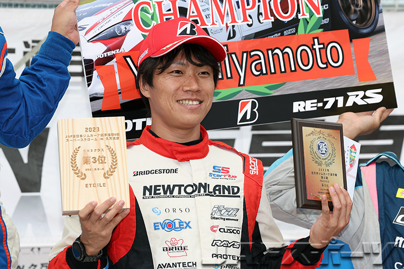 波乱の第6戦。PN3クラスはユウ選手が、PN4クラスは茅野選手がタイトルを確定 | JAFモータースポーツ