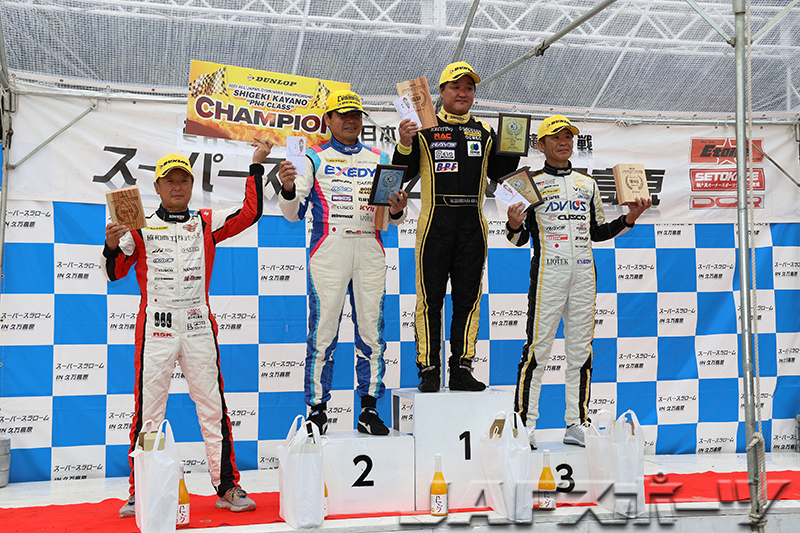 波乱の第6戦。PN3クラスはユウ選手が、PN4クラスは茅野選手がタイトルを確定 | JAFモータースポーツ