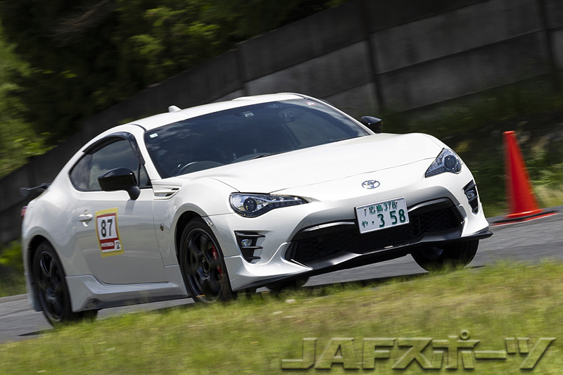 中国ジムカーナBC2は全日本にも挑む藤井雅裕選手が今季3勝目でチャンピオン確定！ | JAFモータースポーツ