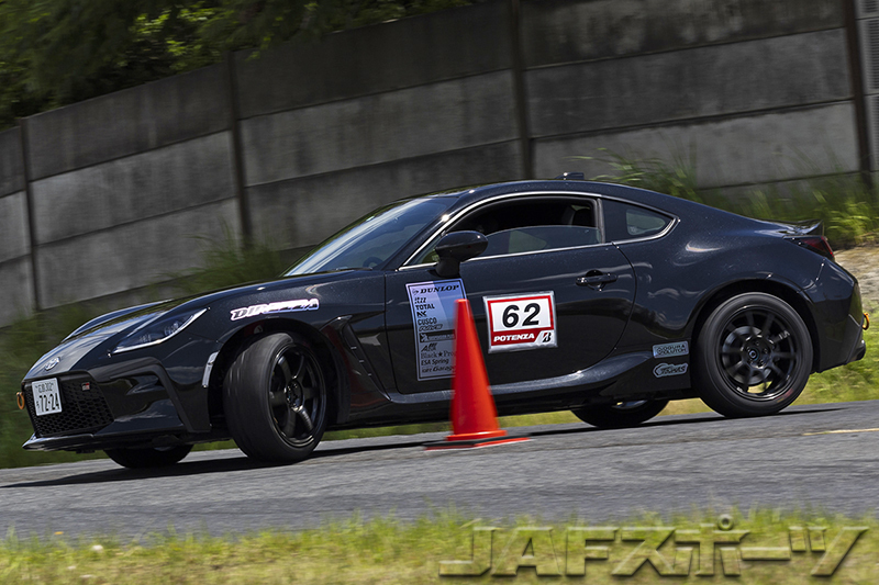 中国ジムカーナBC2は全日本にも挑む藤井雅裕選手が今季3勝目でチャンピオン確定！ | JAFモータースポーツ