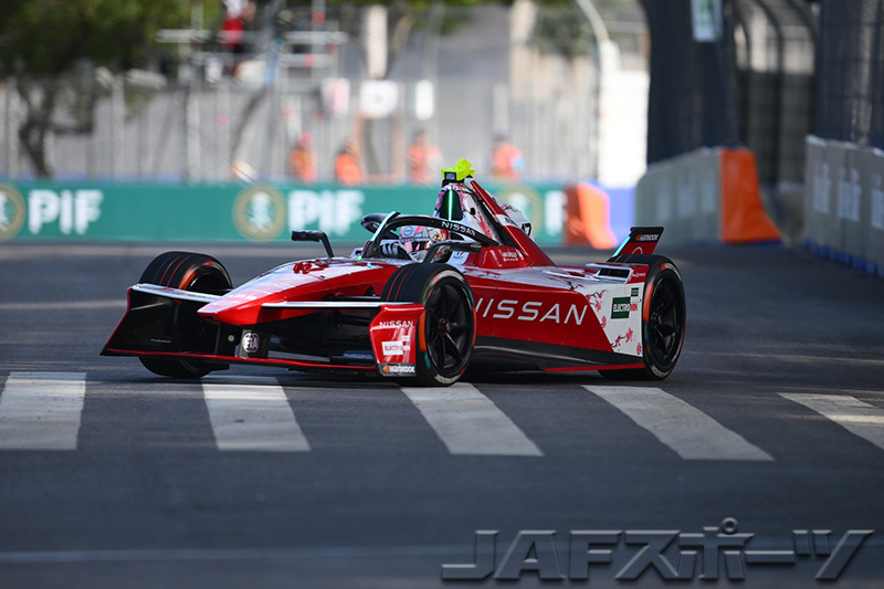 11年目のFIAフォーミュラE世界選手権がブラジルで開幕。波乱のサンパウロE-Prixは、ジャガーTCSレーシングのミッチ・エバンス選手が大逆転勝利！ | JAFモータースポーツ