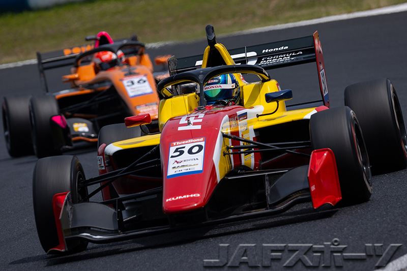 SFL岡山で野村勇斗選手が躍動！3連勝を飾りポイントリーダーの佐野雄城選手と同点に | JAFモータースポーツ